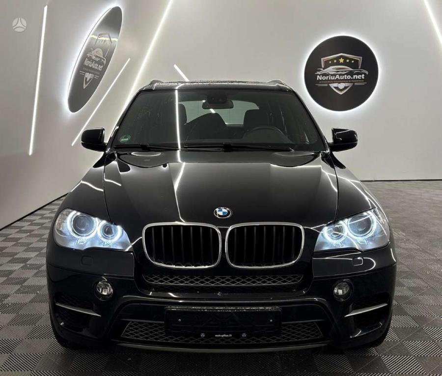 Melns BMW X5 2012 Marijampole, ar dzinēja tilpumu 2.99 L un nobraukumu 225 tūkst. km par 12850 €, foto 28 vietnē AUTOMOTO.COM.LV