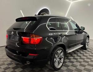 Melns BMW X5 2012 Marijampole, ar dzinēja tilpumu 2.99 L un nobraukumu 225 tūkst. km par 12850 €, foto 33 vietnē AUTOMOTO.COM.LV