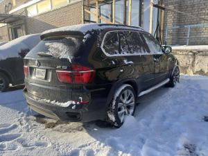 Melns BMW X5 2012 Kauņa, ar dzinēja tilpumu 4.40 L un nobraukumu 241 tūkst. km par 6000 €, foto 10 vietnē AUTOMOTO.COM.LV