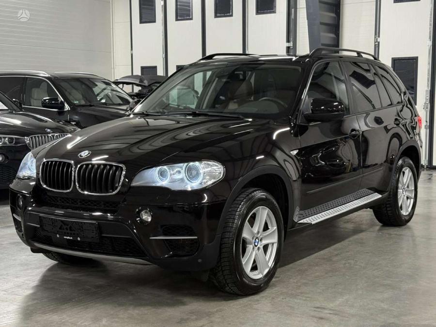 Melns BMW X5 2012 Marijampole, ar dzinēja tilpumu 2.99 L un nobraukumu 230 tūkst. km par 10900 €, foto 4 vietnē AUTOMOTO.COM.LV