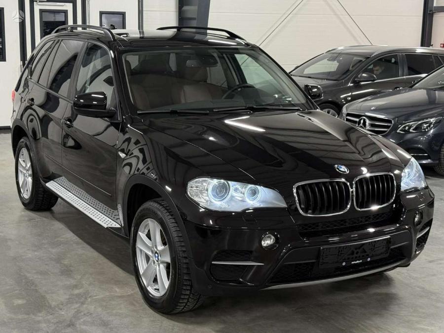 Melns BMW X5 2012 Marijampole, ar dzinēja tilpumu 2.99 L un nobraukumu 230 tūkst. km par 10900 €, foto 8 vietnē AUTOMOTO.COM.LV
