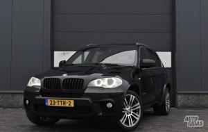 Melns BMW X5 2012 Viļņa, ar dzinēja tilpumu 3.00 L un nobraukumu 385 tūkst. km par 11350 €, foto 3 vietnē AUTOMOTO.COM.LV