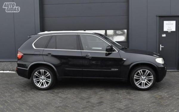 Melns BMW X5 2012 Viļņa, ar dzinēja tilpumu 3.00 L un nobraukumu 385 tūkst. km par 11350 €, foto 6 vietnē AUTOMOTO.COM.LV