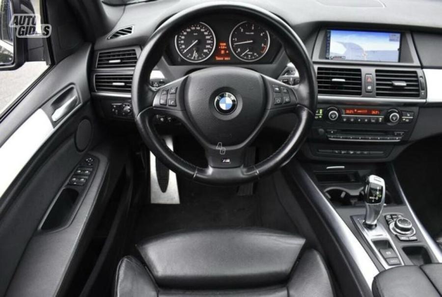 Melns BMW X5 2012 Viļņa, ar dzinēja tilpumu 3.00 L un nobraukumu 385 tūkst. km par 11350 €, foto 9 vietnē AUTOMOTO.COM.LV