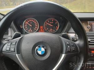 Black BMW X5 2012 in Riga, with an engine capacity of 3.00 L and mileage of 0 thousand km for 12100 €, photo 12 on AUTOMOTO.COM.LV