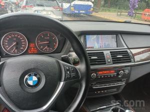 Black BMW X5 2012 in Riga, with an engine capacity of 3.00 L and mileage of 0 thousand km for 12100 €, photo 18 on AUTOMOTO.COM.LV