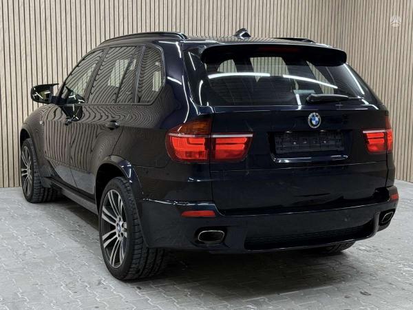 Melns BMW X5 2012 Marijampole, ar dzinēja tilpumu 2.99 L un nobraukumu 284 tūkst. km par 12450 €, foto 6 vietnē AUTOMOTO.COM.LV