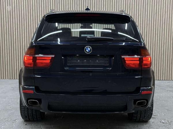Melns BMW X5 2012 Marijampole, ar dzinēja tilpumu 2.99 L un nobraukumu 284 tūkst. km par 12450 €, foto 7 vietnē AUTOMOTO.COM.LV