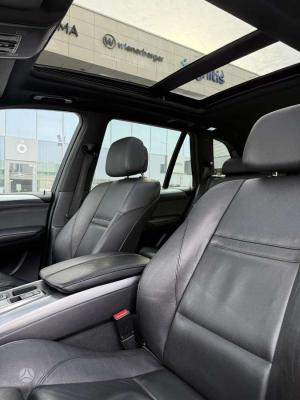 Melns BMW X5 2012 Viļņa, ar dzinēja tilpumu 2.99 L un nobraukumu 297 tūkst. km par 12500 €, foto 11 vietnē AUTOMOTO.COM.LV