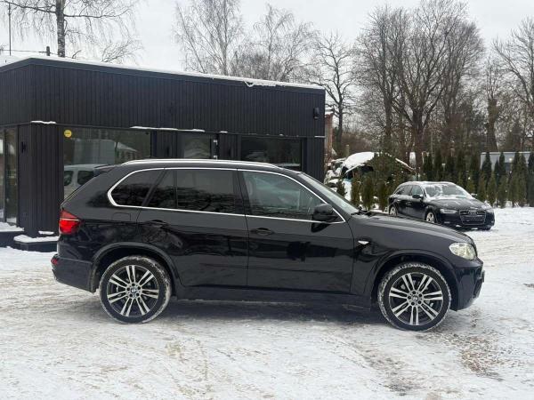 Melns BMW X5 2012 Rīga, ar dzinēja tilpumu 2.99 L un nobraukumu 280 tūkst. km par 12990 €, foto 3 vietnē AUTOMOTO.COM.LV