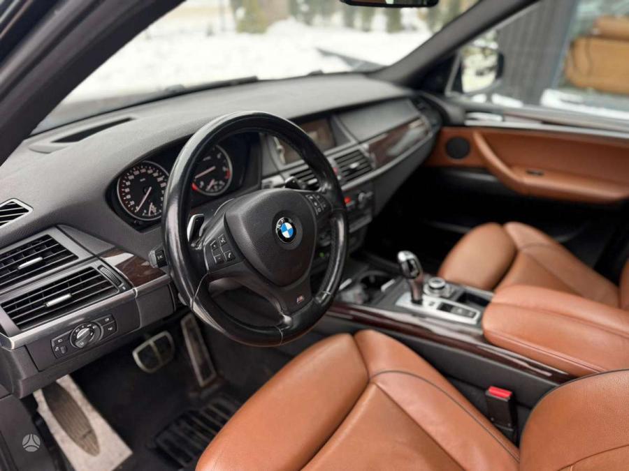 Melns BMW X5 2012 Rīga, ar dzinēja tilpumu 2.99 L un nobraukumu 280 tūkst. km par 12990 €, foto 14 vietnē AUTOMOTO.COM.LV