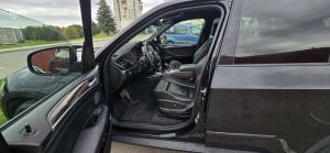 Black BMW X5 2012 in Marijampole, with an engine capacity of 2.99 L and mileage of 300 thousand km for 12000 €, photo 9 on AUTOMOTO.COM.LV