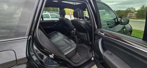 Black BMW X5 2012 in Marijampole, with an engine capacity of 2.99 L and mileage of 300 thousand km for 12000 €, photo 14 on AUTOMOTO.COM.LV