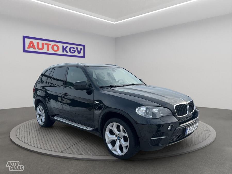 Black BMW X5 2012 in Kaunas, with an engine capacity of 3.00 L and mileage of 260 thousand km for 10999 €, photo 7 on AUTOMOTO.COM.LV