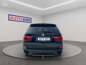 Melns BMW X5 2012 Kauņa, ar dzinēja tilpumu 3.00 L un nobraukumu 260 tūkst. km par 10999 €, foto 5 vietnē AUTOMOTO.COM.LV