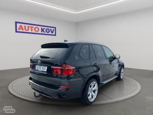 Melns BMW X5 2012 Kauņa, ar dzinēja tilpumu 3.00 L un nobraukumu 260 tūkst. km par 10999 €, foto 6 vietnē AUTOMOTO.COM.LV