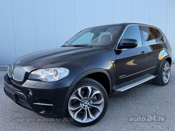 Melns BMW X5 2012 Tartu, ar dzinēja tilpumu 3.00 L un nobraukumu 249 tūkst. km par 14999 €, foto 2 vietnē AUTOMOTO.COM.LV