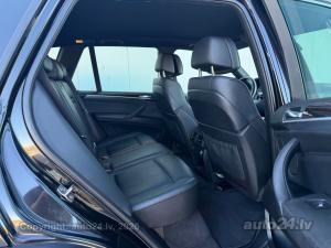 Melns BMW X5 2012 Tartu, ar dzinēja tilpumu 3.00 L un nobraukumu 249 tūkst. km par 14999 €, foto 12 vietnē AUTOMOTO.COM.LV