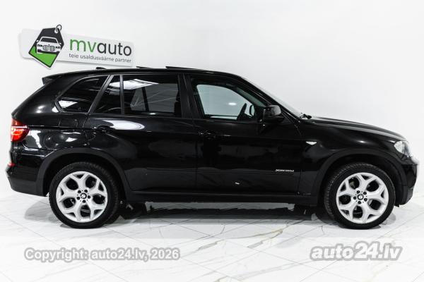 Black BMW X5 2012 in Tallinn, with an engine capacity of 3.00 L and mileage of 266 thousand km for 10990 €, photo 9 on AUTOMOTO.COM.LV