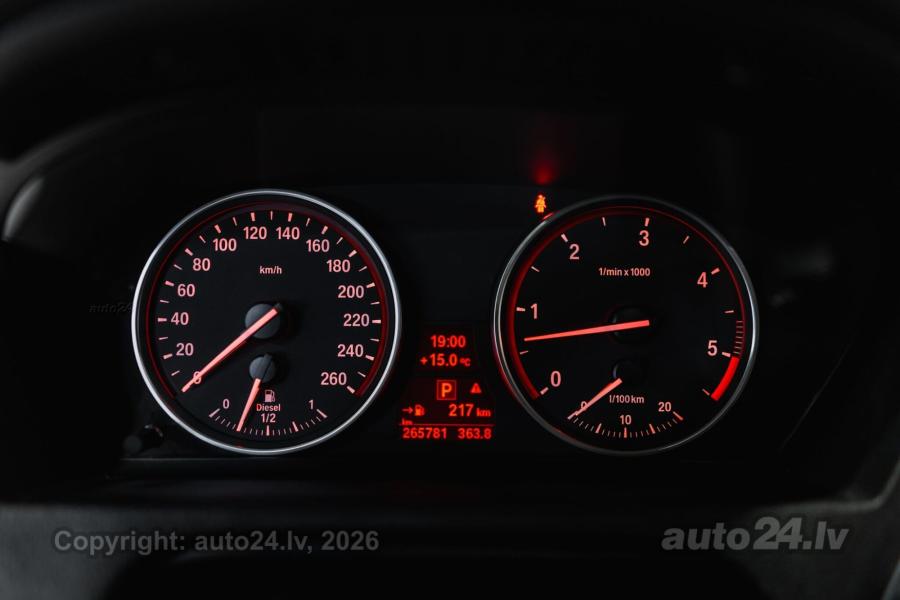 Черный БМВ Х5 2012 в Таллин, объемом двигателя 3.00 л и пробегом 266 тыс. км за 10990 €, фото 31 на AUTOMOTO.COM.LV