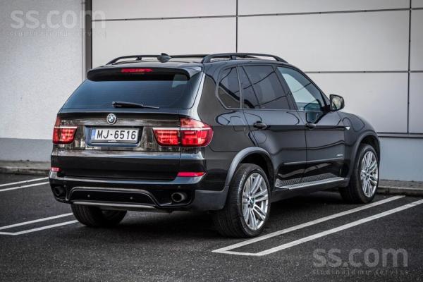 Melns BMW X5 2012 Rīga, ar dzinēja tilpumu 3.00 L un nobraukumu 0 tūkst. km par 10952 €, foto 4 vietnē AUTOMOTO.COM.LV