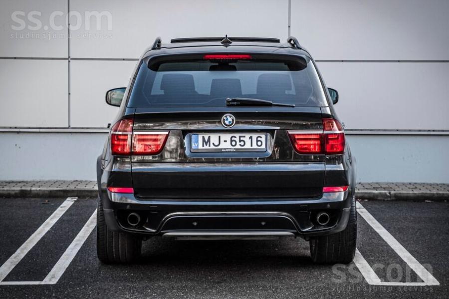 Melns BMW X5 2012 Rīga, ar dzinēja tilpumu 3.00 L un nobraukumu 0 tūkst. km par 10952 €, foto 6 vietnē AUTOMOTO.COM.LV