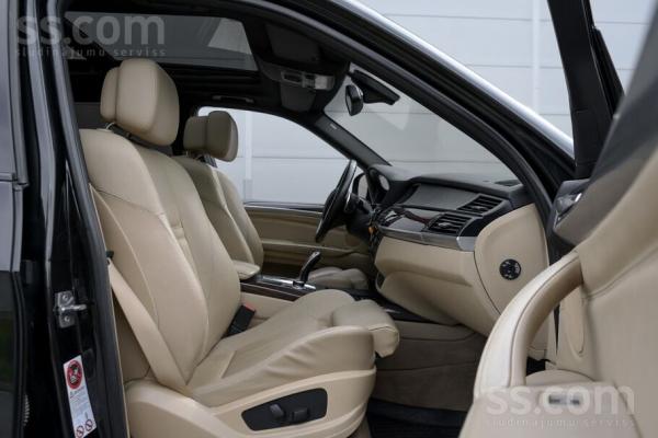 Melns BMW X5 2012 Rīga, ar dzinēja tilpumu 3.00 L un nobraukumu 0 tūkst. km par 10952 €, foto 9 vietnē AUTOMOTO.COM.LV