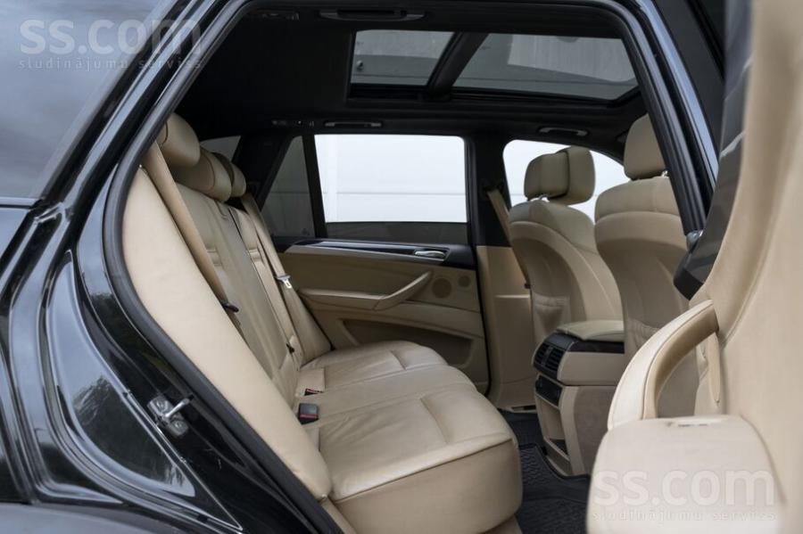 Melns BMW X5 2012 Rīga, ar dzinēja tilpumu 3.00 L un nobraukumu 0 tūkst. km par 10952 €, foto 12 vietnē AUTOMOTO.COM.LV
