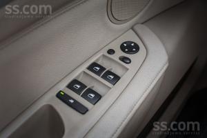 Melns BMW X5 2012 Rīga, ar dzinēja tilpumu 3.00 L un nobraukumu 0 tūkst. km par 10952 €, foto 15 vietnē AUTOMOTO.COM.LV
