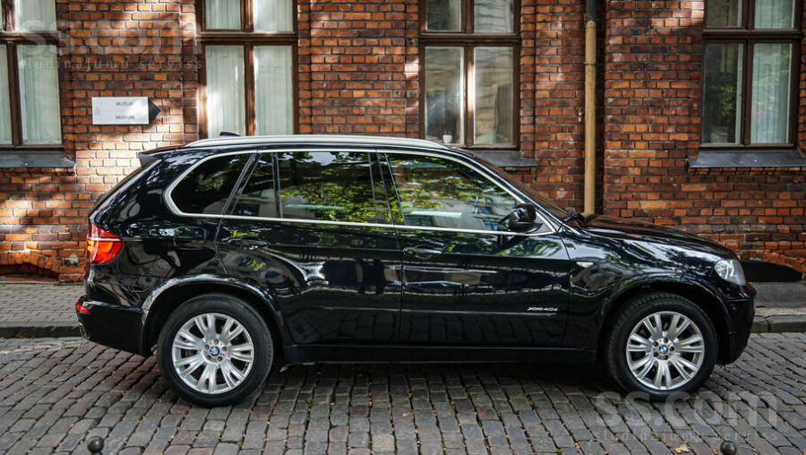 Melns BMW X5 2012 Rīga, ar dzinēja tilpumu 3.00 L un nobraukumu 357 tūkst. km par 9950 €, foto 6 vietnē AUTOMOTO.COM.LV