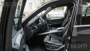 Melns BMW X5 2012 Rīga, ar dzinēja tilpumu 3.00 L un nobraukumu 357 tūkst. km par 9950 €, foto 8 vietnē AUTOMOTO.COM.LV