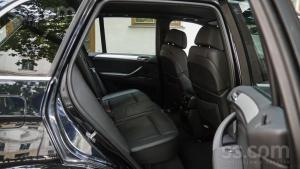 Melns BMW X5 2012 Rīga, ar dzinēja tilpumu 3.00 L un nobraukumu 357 tūkst. km par 9950 €, foto 11 vietnē AUTOMOTO.COM.LV