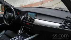 Melns BMW X5 2012 Rīga, ar dzinēja tilpumu 3.00 L un nobraukumu 357 tūkst. km par 9950 €, foto 13 vietnē AUTOMOTO.COM.LV