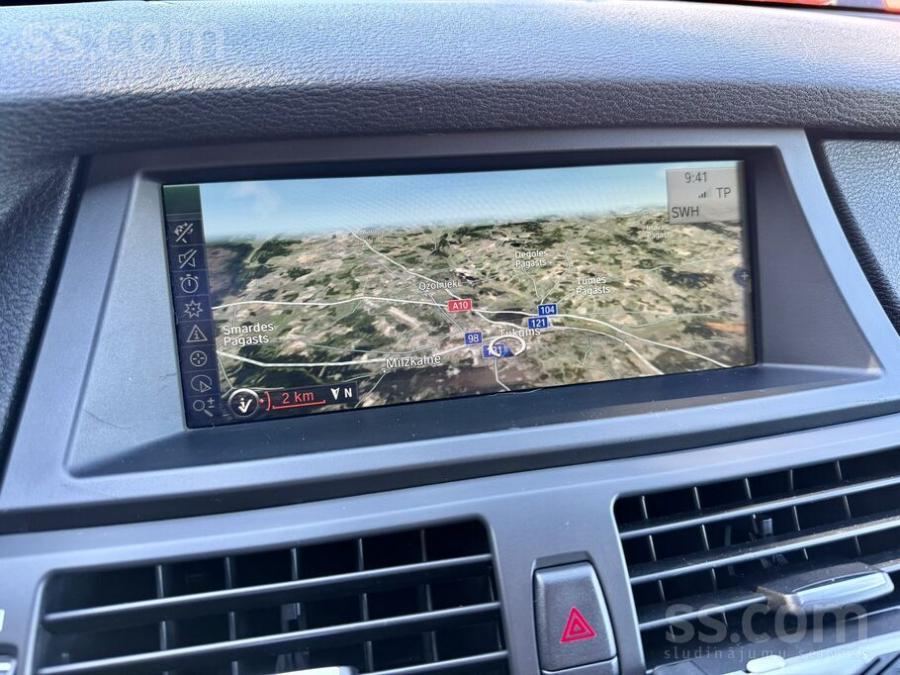 Black BMW X5 2012 in Tukums, with an engine capacity of 3.00 L and mileage of 204 thousand km for 13600 €, photo 27 on AUTOMOTO.COM.LV
