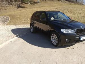 Melns BMW X5 2012 Tukums, ar dzinēja tilpumu 3.00 L un nobraukumu 298 tūkst. km par 14500 €, foto 3 vietnē AUTOMOTO.COM.LV