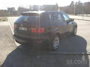 Melns BMW X5 2012 Tukums, ar dzinēja tilpumu 3.00 L un nobraukumu 298 tūkst. km par 14500 €, foto 6 vietnē AUTOMOTO.COM.LV