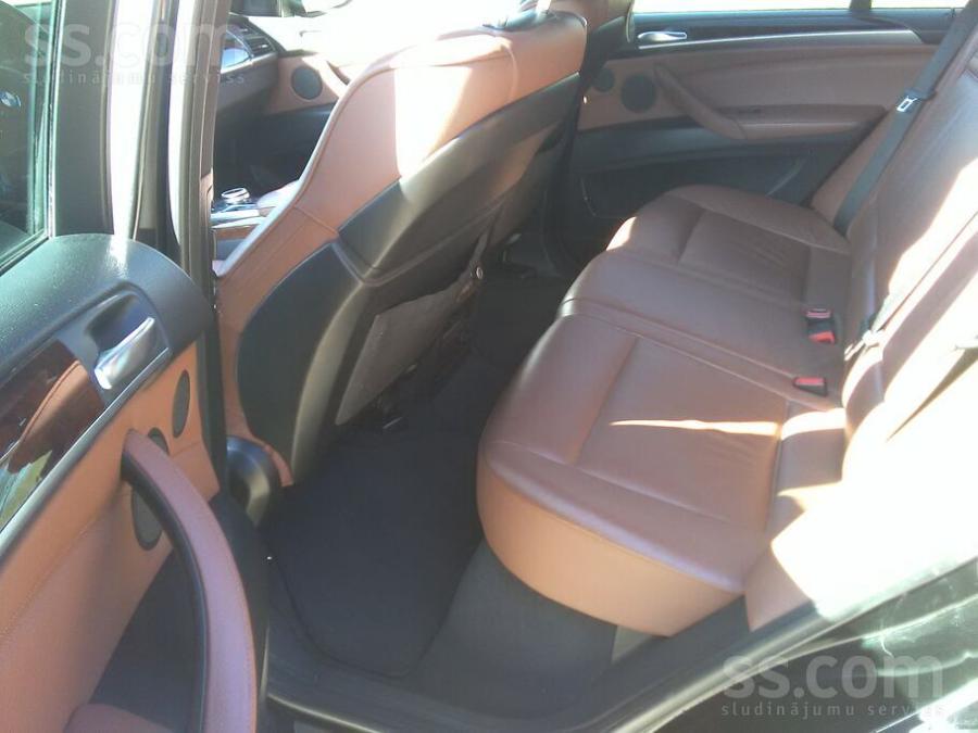 Melns BMW X5 2012 Tukums, ar dzinēja tilpumu 3.00 L un nobraukumu 298 tūkst. km par 14500 €, foto 13 vietnē AUTOMOTO.COM.LV