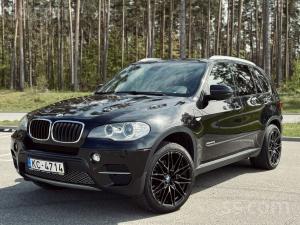 Melns BMW X5 2012 Rīga, ar dzinēja tilpumu 3.00 L un nobraukumu 282 tūkst. km par 11400 €, foto  vietnē AUTOMOTO.COM.LV