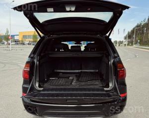 Melns BMW X5 2012 Rīga, ar dzinēja tilpumu 3.00 L un nobraukumu 282 tūkst. km par 11400 €, foto 14 vietnē AUTOMOTO.COM.LV