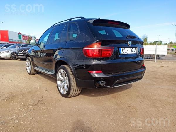 Melns BMW X5 2012 Daugavpils, ar dzinēja tilpumu 3.00 L un nobraukumu 0 tūkst. km par 11850 €, foto 5 vietnē AUTOMOTO.COM.LV