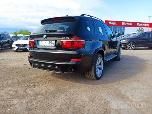 Melns BMW X5 2012 Daugavpils, ar dzinēja tilpumu 3.00 L un nobraukumu 0 tūkst. km par 11850 €, foto 7 vietnē AUTOMOTO.COM.LV