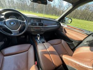 Melns BMW X5 2012 Liepāja, ar dzinēja tilpumu 3.00 L un nobraukumu 176 tūkst. km par 13000 €, foto 10 vietnē AUTOMOTO.COM.LV