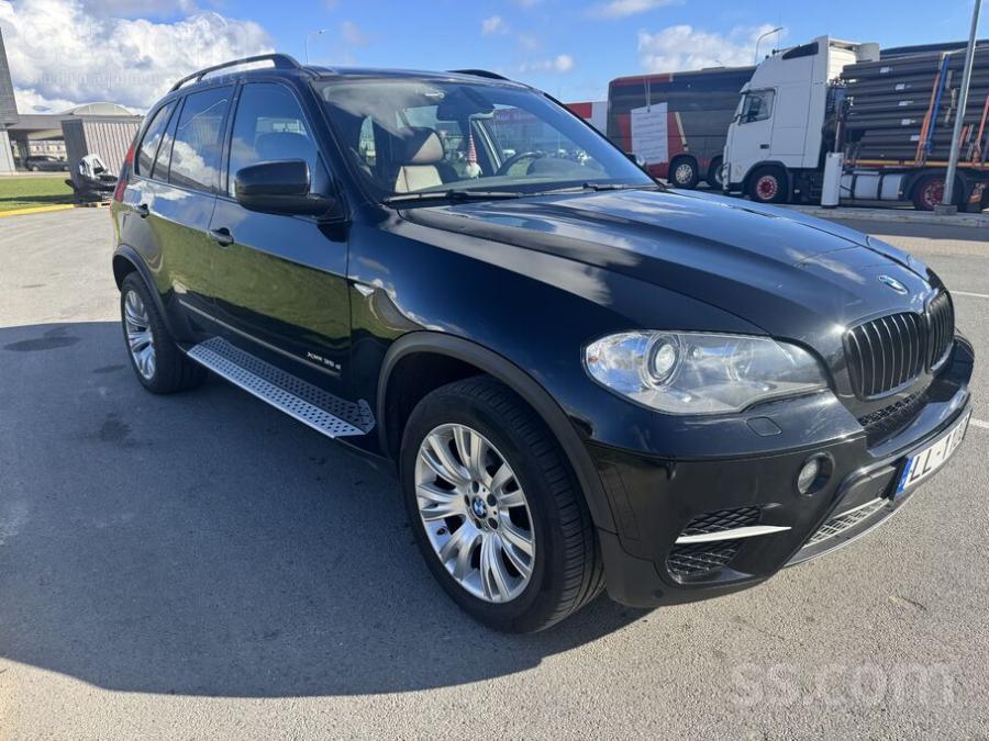 Melns BMW X5 2012 Liepāja, ar dzinēja tilpumu 3.00 L un nobraukumu 176 tūkst. km par 13000 €, foto 15 vietnē AUTOMOTO.COM.LV