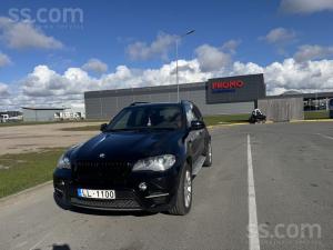 Melns BMW X5 2012 Liepāja, ar dzinēja tilpumu 3.00 L un nobraukumu 176 tūkst. km par 13000 €, foto 20 vietnē AUTOMOTO.COM.LV