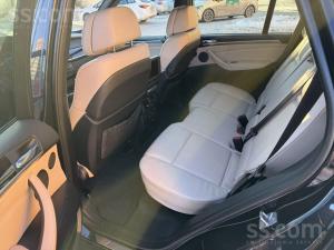 Black BMW X5 2012 in Riga, with an engine capacity of 3.00 L and mileage of 250 thousand km for 16500 €, photo 14 on AUTOMOTO.COM.LV