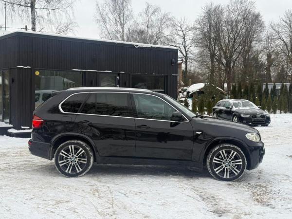 Melns BMW X5 2012 Rīga, ar dzinēja tilpumu 3.00 L un nobraukumu 280 tūkst. km par 12990 €, foto 3 vietnē AUTOMOTO.COM.LV