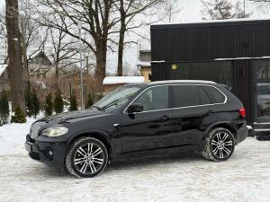 Black BMW X5 2012 in Riga, with an engine capacity of 3.00 L and mileage of 280 thousand km for 12990 €, photo 10 on AUTOMOTO.COM.LV
