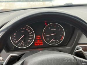 Black BMW X5 2012 in Riga, with an engine capacity of 3.00 L and mileage of 280 thousand km for 12990 €, photo 29 on AUTOMOTO.COM.LV