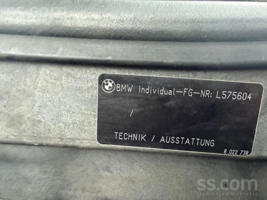 Black BMW X5 2012 in Riga, with an engine capacity of 3.00 L and mileage of 280 thousand km for 12990 €, photo 36 on AUTOMOTO.COM.LV