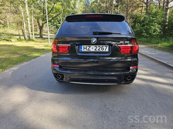 Melns BMW X5 2012 Rīga, ar dzinēja tilpumu 3.00 L un nobraukumu 302 tūkst. km par 13150 €, foto 6 vietnē AUTOMOTO.COM.LV